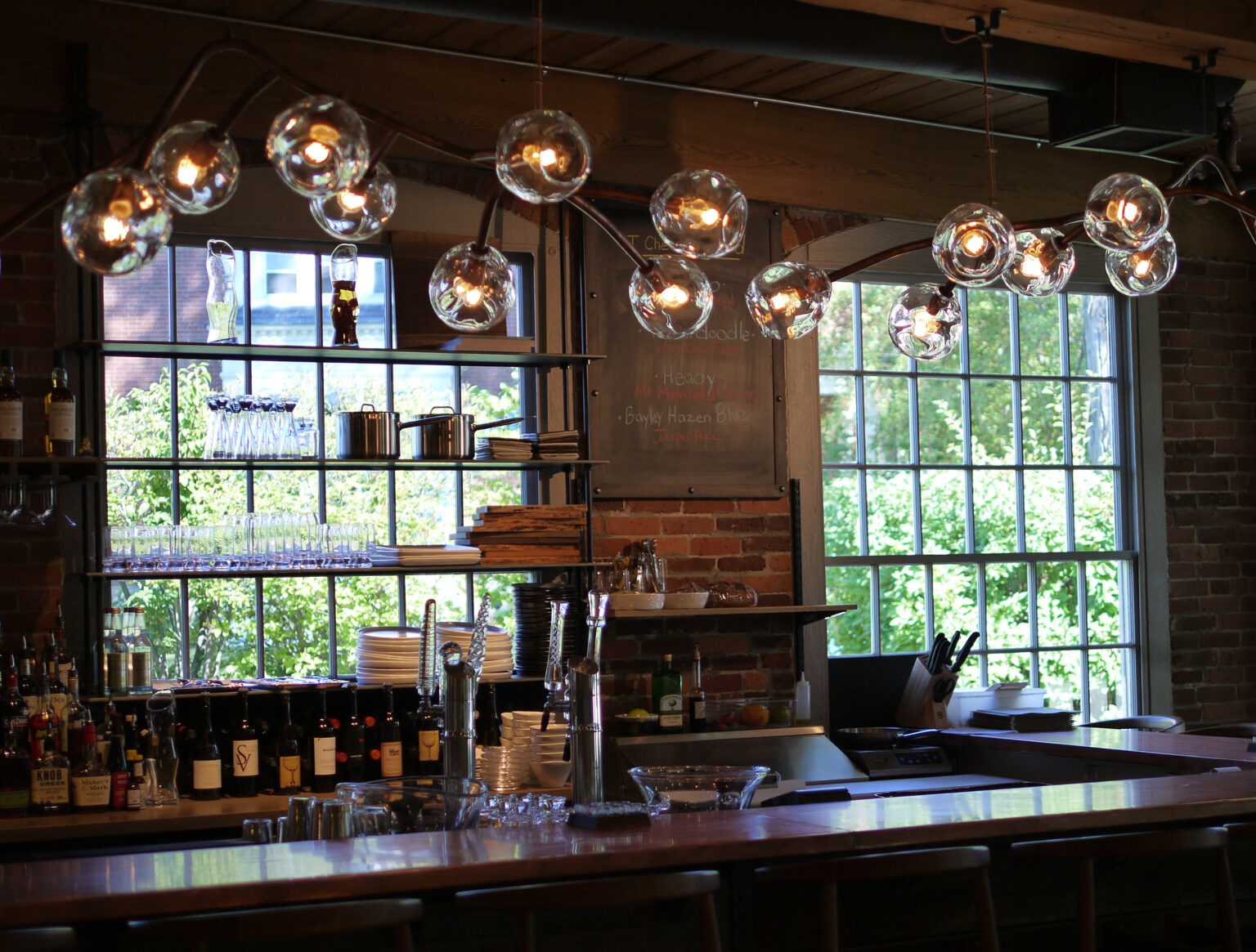 Simon Pearce Flagship Store, Restaurant + Glassblowing Workshop ...
